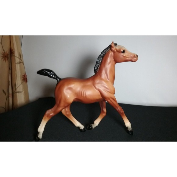 Breyer | Toys | Vintage Breyer 97s Bay Running Foal Model 134 Spice Usa ...